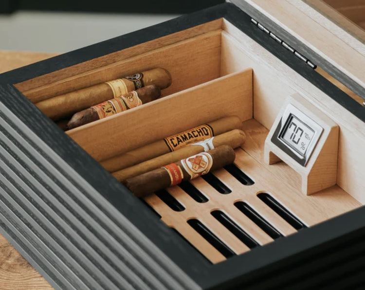 Cigar + Humidor Bundle – Klaro Cigars